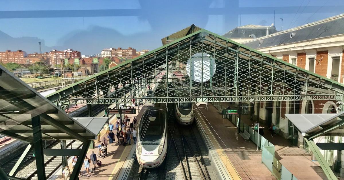 Reestablecida la circulación en el tramo ferroviario afectado tras el atropello mortal del Alvia ...